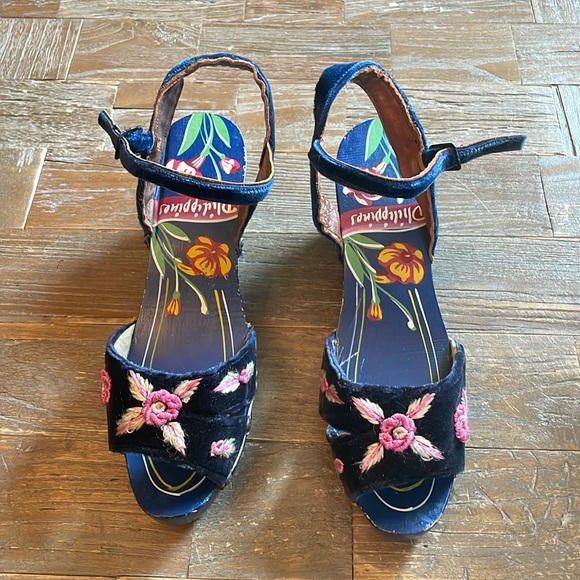 Shoes | Vintage Wwii Philippines Velvet Carved Wood Platform Wedge ...